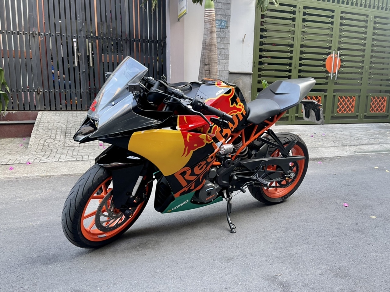 KTM RC390 Date2021